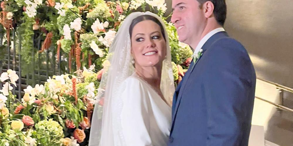Maria Flávia Seabra e Luiz Flavio Cordeiro Fernandes celebram o matrimônio