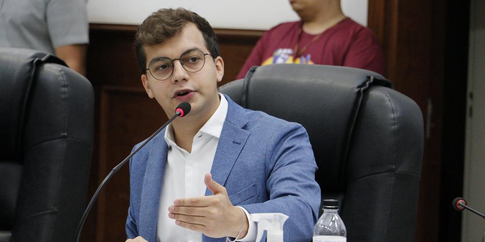 Volta de Celso Neto ao comando da Secretaria de Educação é oficializada