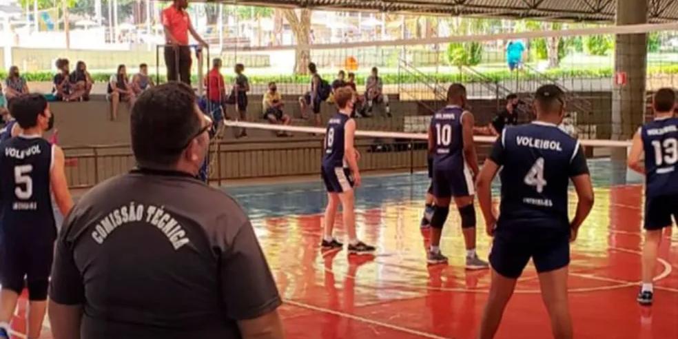Circuito de Voleibol de Base movimenta Arena Funel com jogos a partir ...