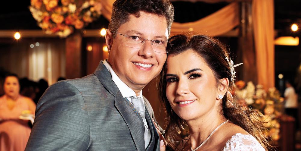 Germano de Oliveira e Juliana Gomes se casam em Conceição das Alagoas