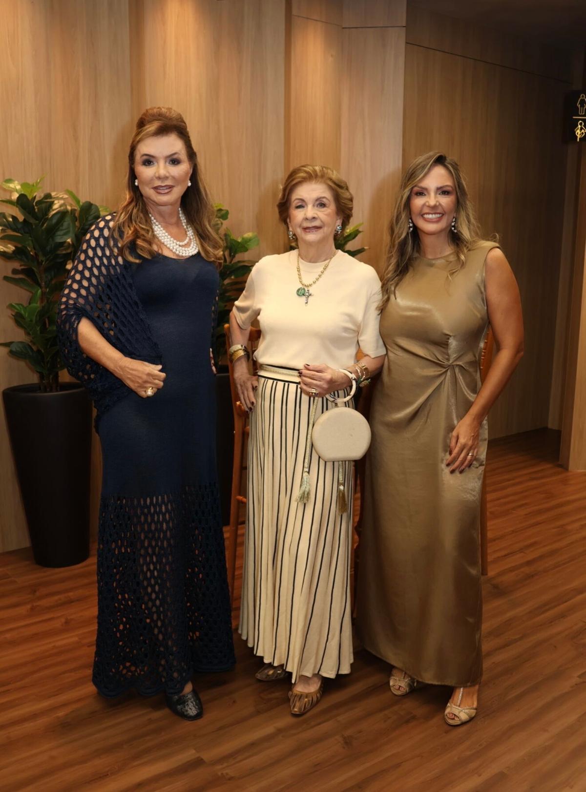 Posse marca novo ciclo de Lídia Prata na ACIU