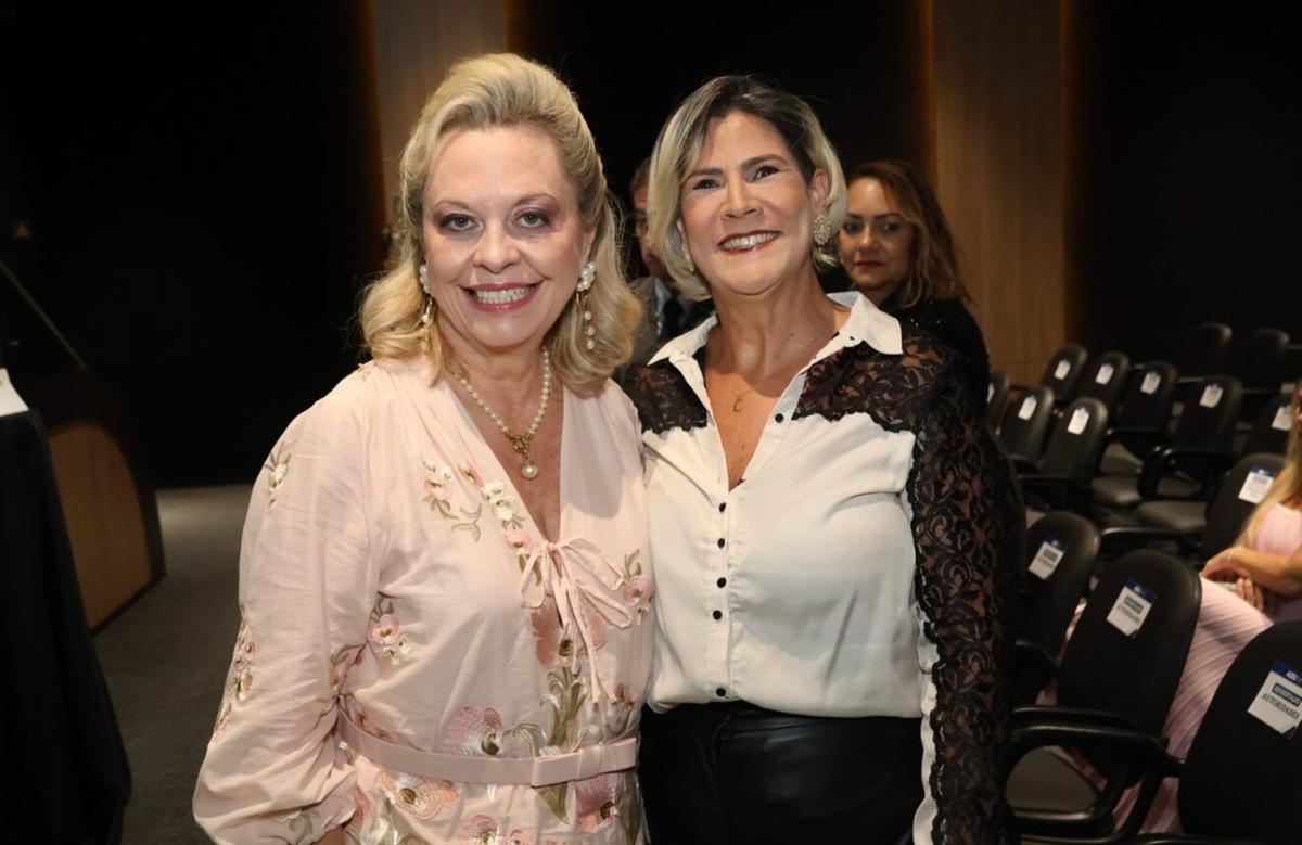 Posse marca novo ciclo de Lídia Prata na ACIU