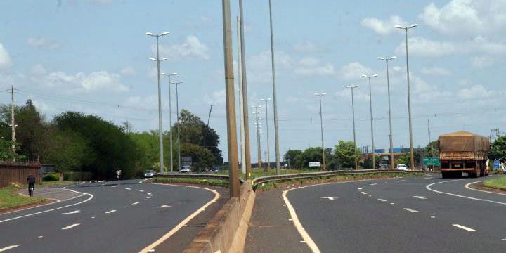 Começa a troca de concessão no trecho da BR-262 entre Uberaba e Campo ...