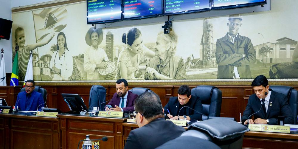 CMU aprova recompensa para quem denunciar descarte irregular de lixo